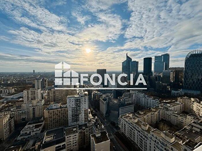 Appartement à louer - Hôtel de Ville, Courbevoie - 3 pièces - 2 chambres