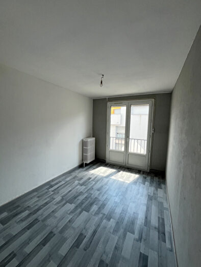 Appartement 3 pièces à Le Chambon-Feugerolles, Centre-ville, Gare, à vendre