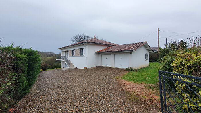 Maison à vendre - Saint-Loubouer - 4 pièces - 3 chambres