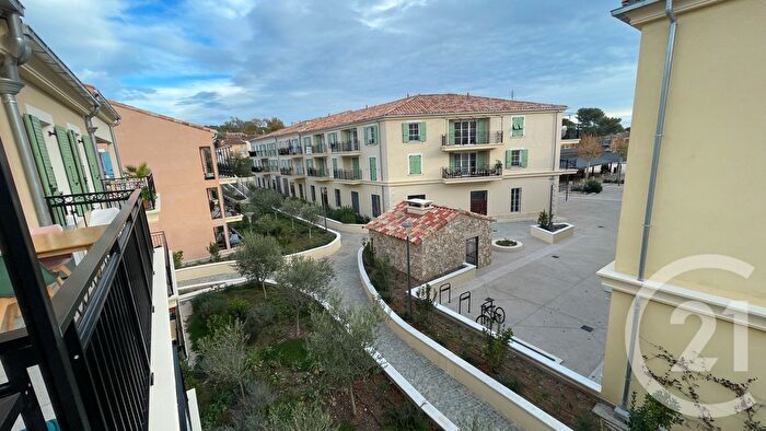 Appartement à louer - Roquefort-les-Pins - 3 pièces - 2 chambres