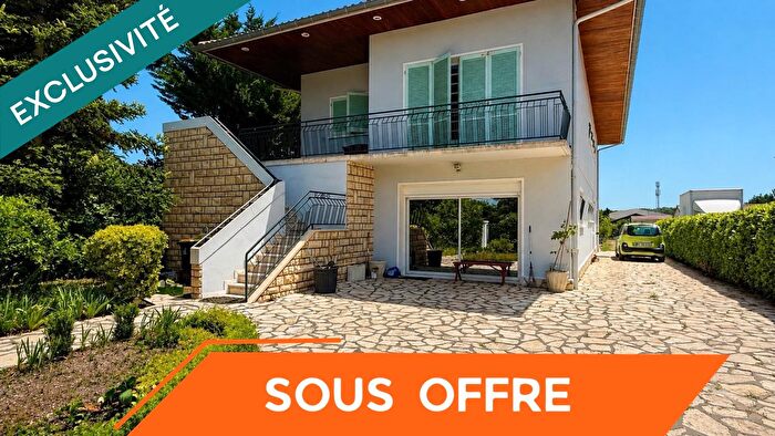 Maison 8 pièces à Cadaujac, à vendre