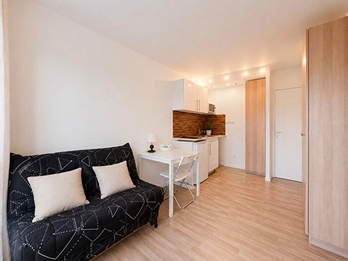 Maisons-Alfort, Alfort : Appartement 1 pièce à louer