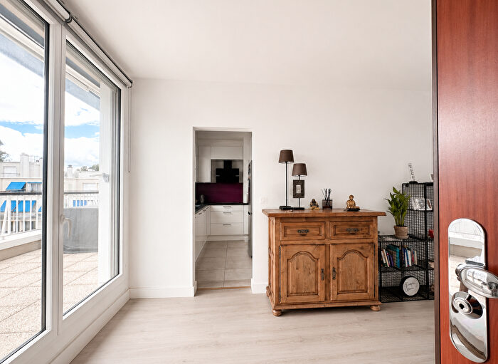 Appartement 2 pièces à vendre à Versailles, Porchefontaine