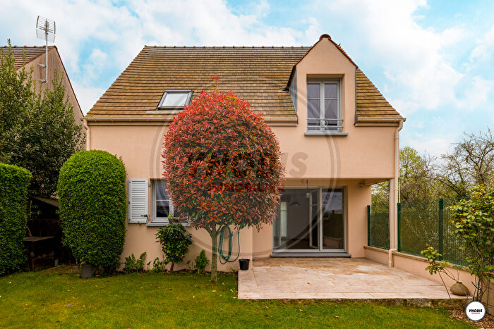 Maison à vendre - Ecquevilly - 5 pièces - 3 chambres