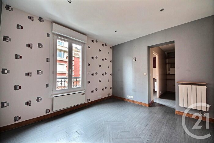 Appartement à louer - Ivry-sur-Seine, Parmentier, Marat, Robespierre - 2 pièces - 1 chambre