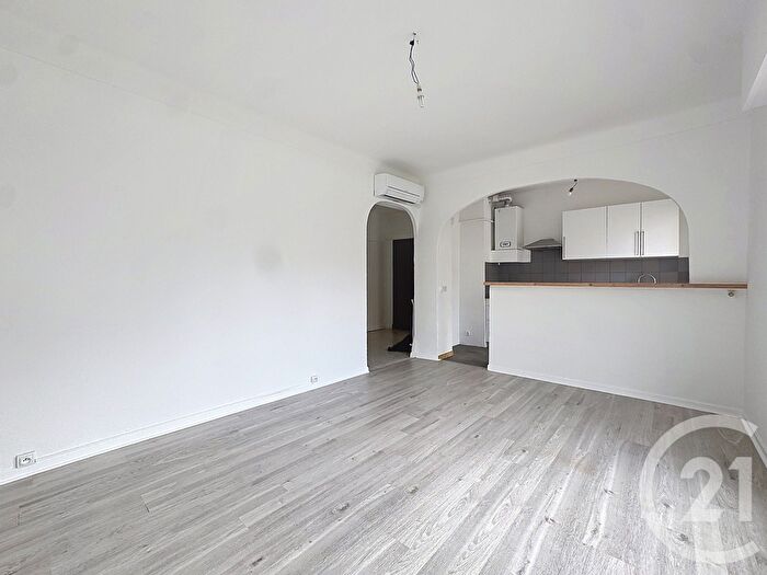 Appartement à louer - Nice, Fabron - 3 pièces - 2 chambres