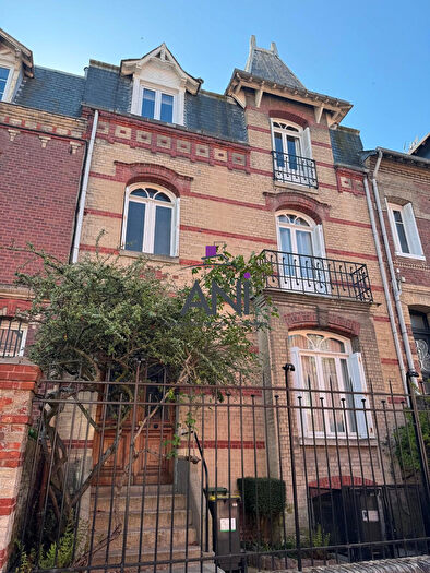 Dieppe, Centre-ville, Saint-Pierre, Chanzy : Maison 9 pièces à vendre