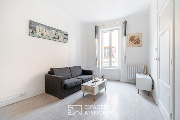 Appartement à louer - Villefranche-sur-Saône, Centre-ville - 2 pièces - 1 chambre