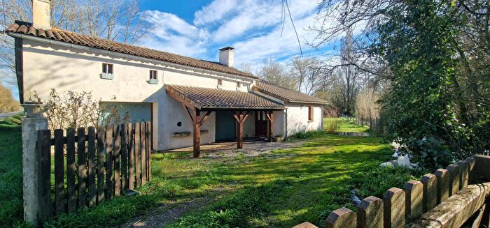 Maison 7 pièces à Lezay, à vendre