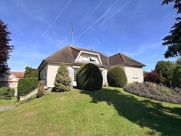 Marigny-le-Châtel - Maison 5 pièces à vendre