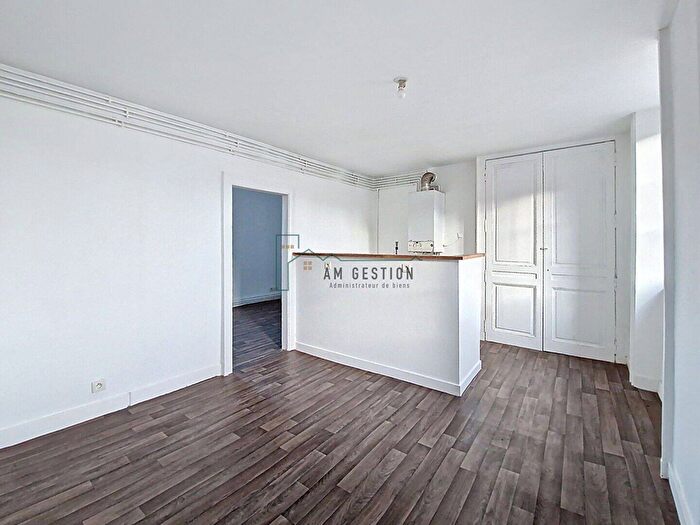 Appartement 3 pièces à Centre-Halles Carnot, Limoges, à louer