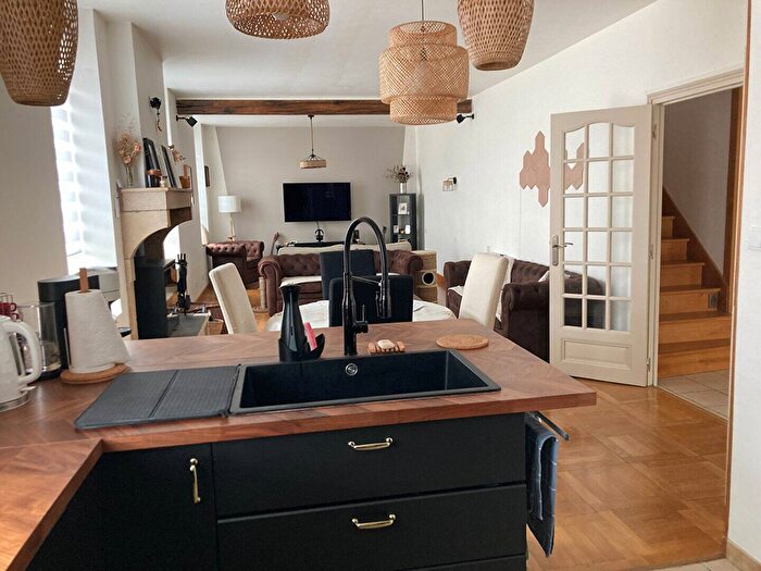 Appartement à louer - Des Pres, Le Creusot - 5 pièces - 3 chambres