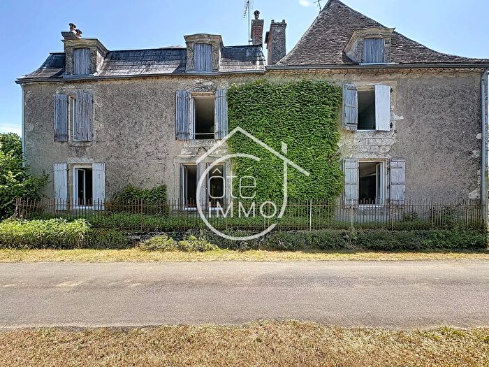 Maison 13 pièces à vendre - Caplong