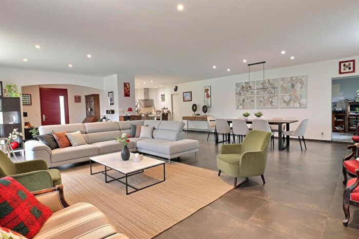 Maison 4 pièces à Le Taillan-Médoc, à vendre