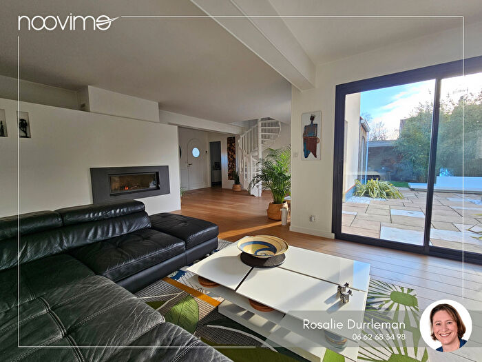 Maison à vendre - Saint-Sébastien-sur-Loire - 6 pièces - 4 chambres