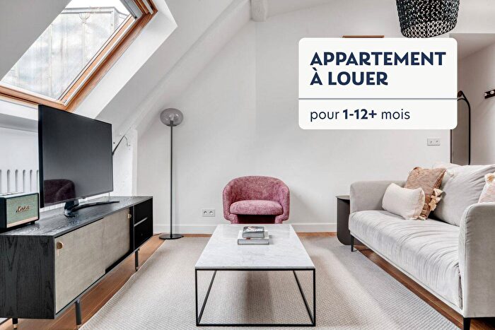 Appartement à louer - Saint Germain lAuxerrois, Paris ème arrondissement - 2 pièces - 1 chambre
