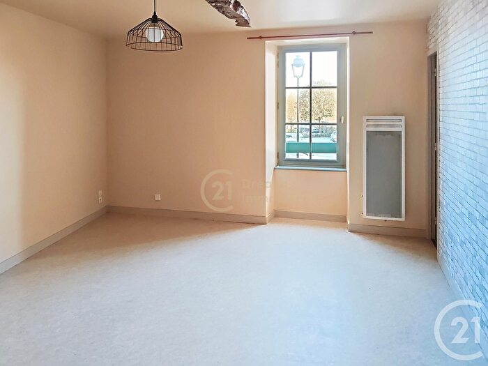 Appartement à louer - Combourg - 3 pièces - 2 chambres