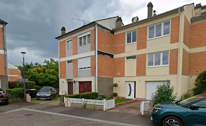 Maison à louer - Moulins-lès-Metz - 4 pièces - 3 chambres