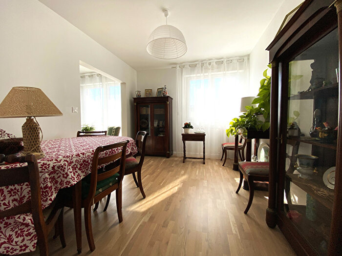 Appartement à vendre - Vannes - 5 pièces - 3 chambres