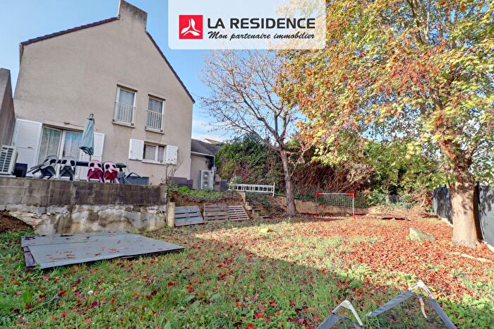 Maison à vendre - Jouy-le-Moutier, Bourseaux, Noyer, Eguérets, Temps-Perdu - 5 pièces - 3 chambres