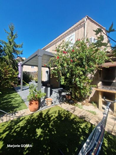 Maison à vendre - Marseille e , Saint-Marcel - 4 pièces - 3 chambres