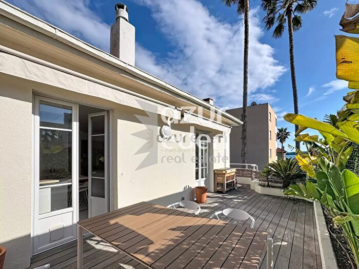 Appartement à vendre - Cannes, Pointe Croisette - 4 pièces - 3 chambres