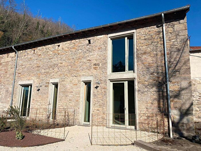 Appartement à louer - Tarentaize-Beaubrun-Severine, Saint-Étienne - 1 pièce