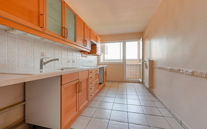 Pierre-Bénite - Appartement 4 pièces à vendre