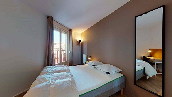 Appartement à louer - Saint Quentin, Montigny-le-Bretonneux - 1 pièce