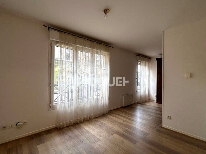 Appartement 1 pièce à louer - Les Varennes, Limeil-Brévannes