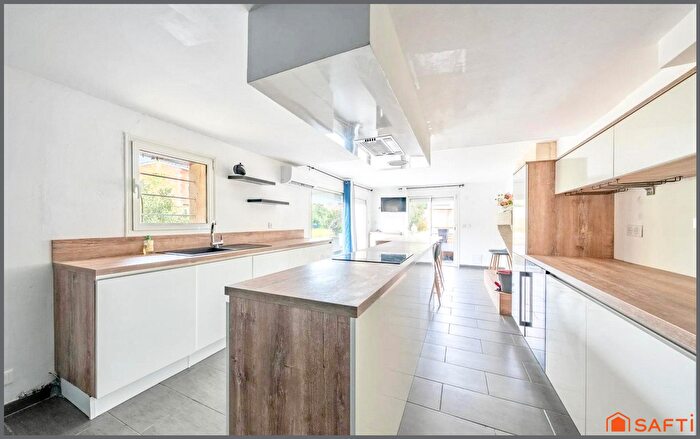 Maison 6 pièces à vendre à Ambarès-et-Lagrave, Centre-ville, Lagrave, Les Erables, Chêne Vert