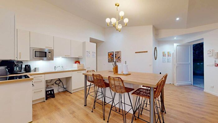 Appartement à louer - Signac-Murs à Pêches, Montreuil - 16 pièces - 13 chambres