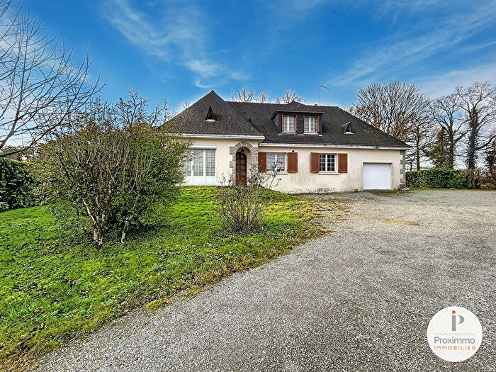 Maison à vendre - Bains-sur-Oust - 7 pièces - 5 chambres