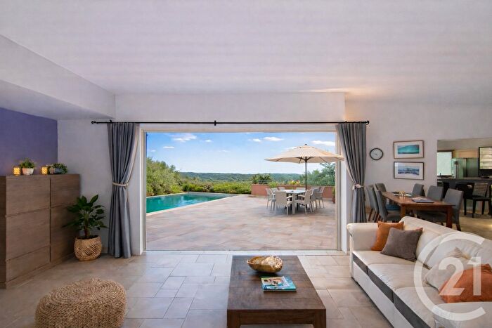 Maison à vendre - Porto-Vecchio - 6 pièces - 4 chambres