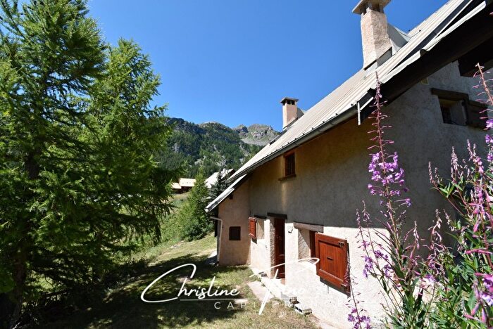 La Salle-les-Alpes - Maison 7 pièces à vendre
