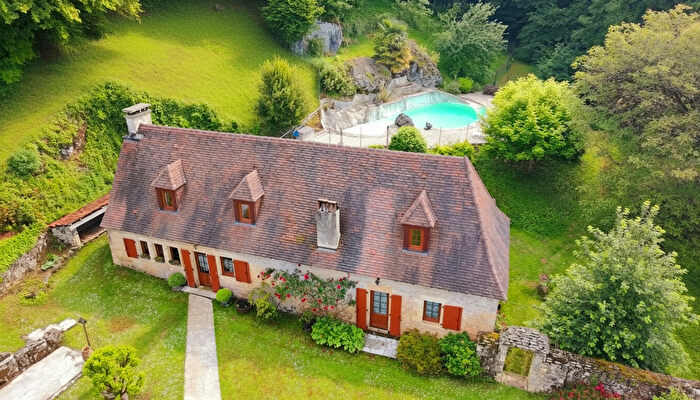 Maison 10 pièces à vendre à Tursac
