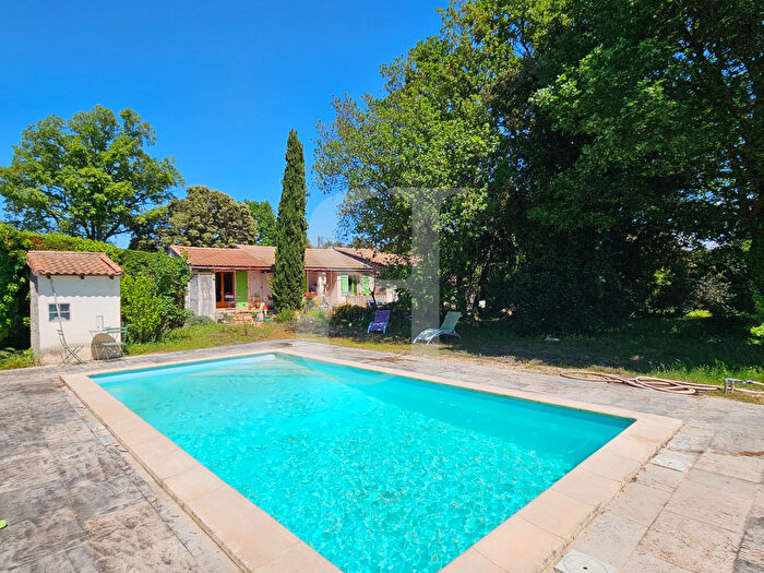 Maison à vendre - Sainte-Cécile-les-Vignes - 6 pièces - 4 chambres