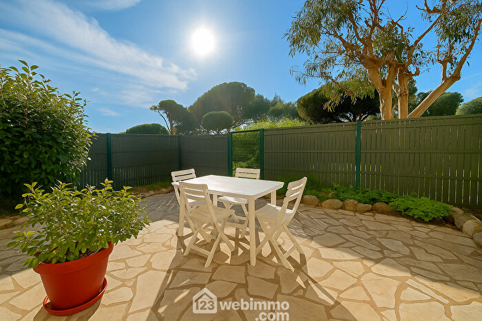 Appartement à vendre - Sainte-Maxime, Virgiles, Capet dAzur, Souleyas, Croisette - 1 pièce