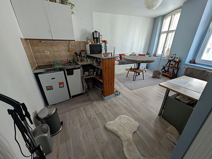 Appartement à louer - Poitiers, Montbernage, Pont Neuf - 1 pièce