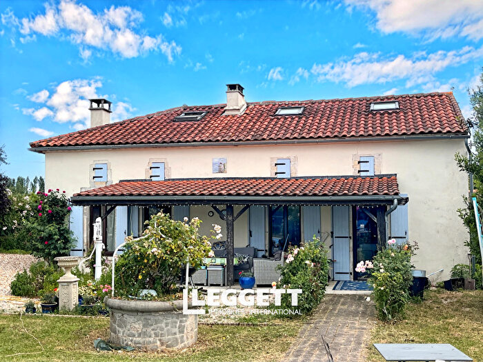 Maison 6 pièces à Saint-Georges-des-Agoûts, à vendre