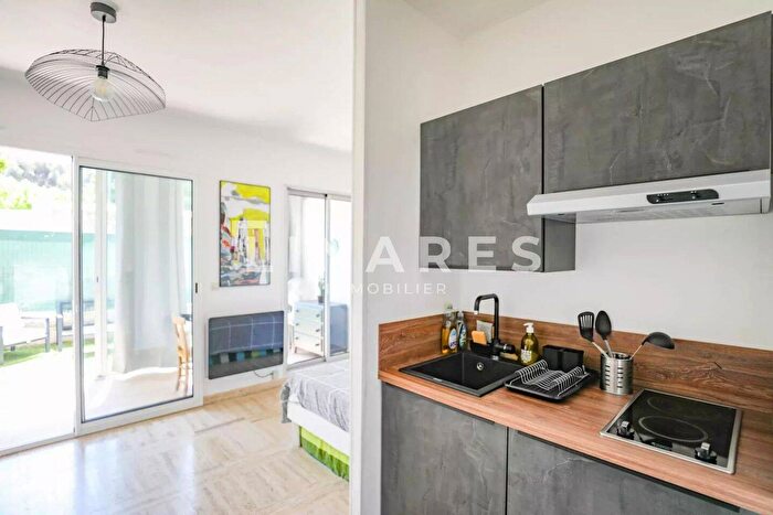Appartement à louer - Le Cabot, Marseille ème arrondissement - 1 pièce