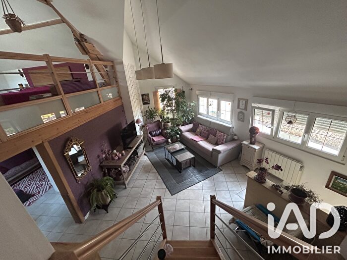 Villaines-la-Carelle : Maison 5 pièces à vendre
