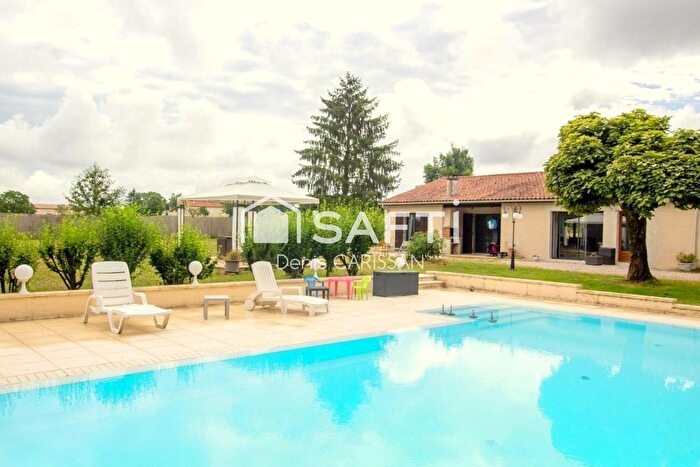 Maison à vendre - Ribagnac - 6 pièces - 4 chambres