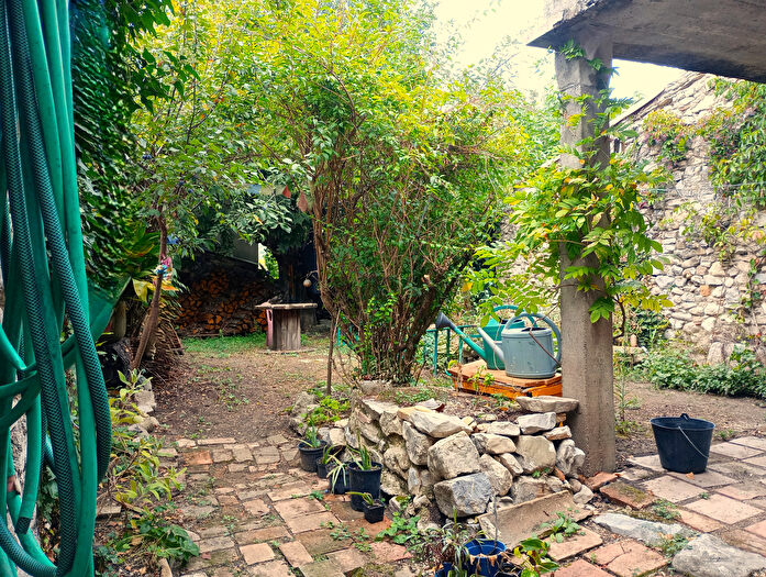 Maison à vendre - Saint-Hippolyte-du-Fort - 5 pièces - 3 chambres