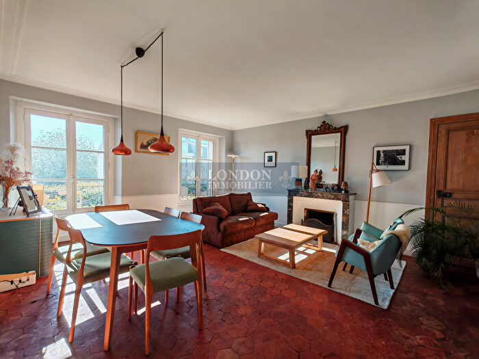 Versailles : Appartement 4 pièces à vendre