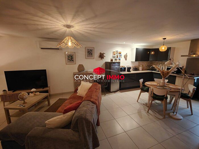 Méounes-lès-Montrieux : Appartement 2 pièces à louer