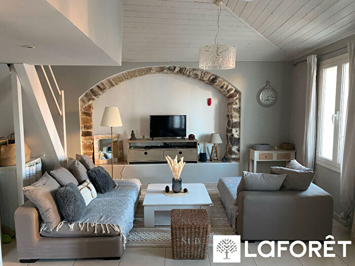 Appartement à vendre - Saint-Raphaël, Centre-ville - 2 pièces - 1 chambre