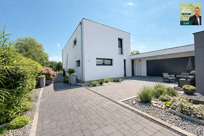 Maison à vendre - Hésingue - 7 pièces - 4 chambres