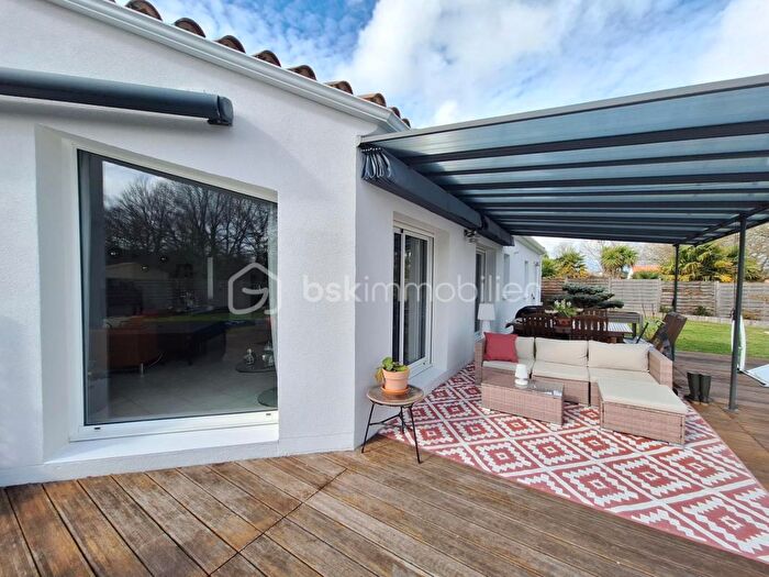 Maison à vendre - Sainte-Foy - 5 pièces - 4 chambres