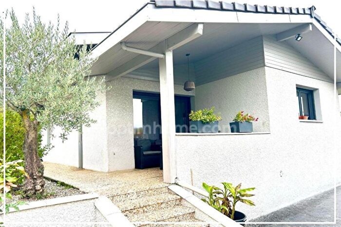 Maison 7 pièces à Douvaine, à vendre